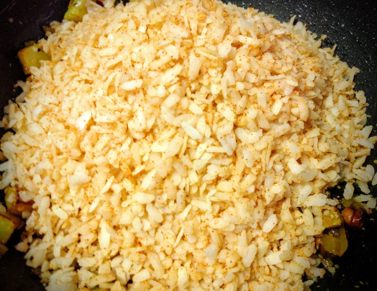 Aloo Poha Recipe | Kanda Batata Poha | Potato Poha - VegeCravings