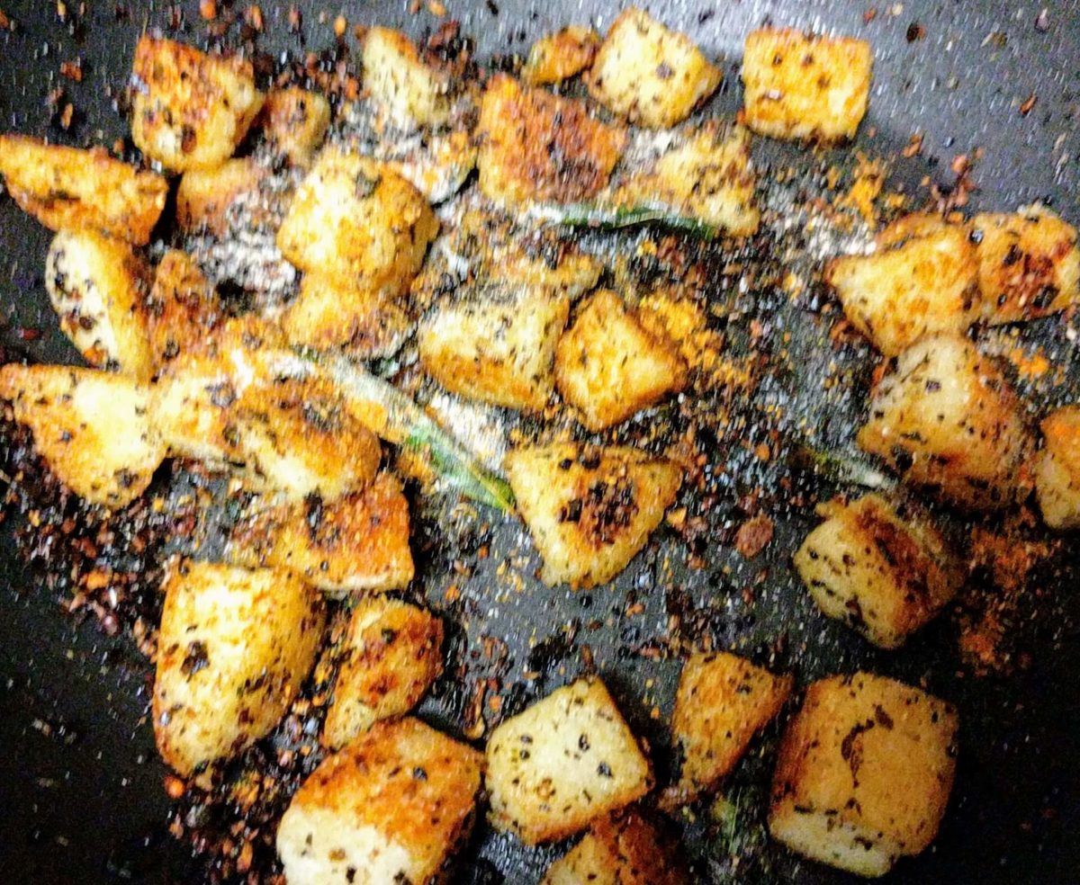 Fried Idli Recipe | Masala Idli Fry | Leftover Idli Recipe