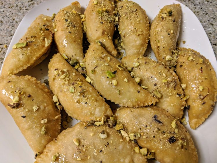 Gujiya Recipe | Mawa Gujiya Recipe